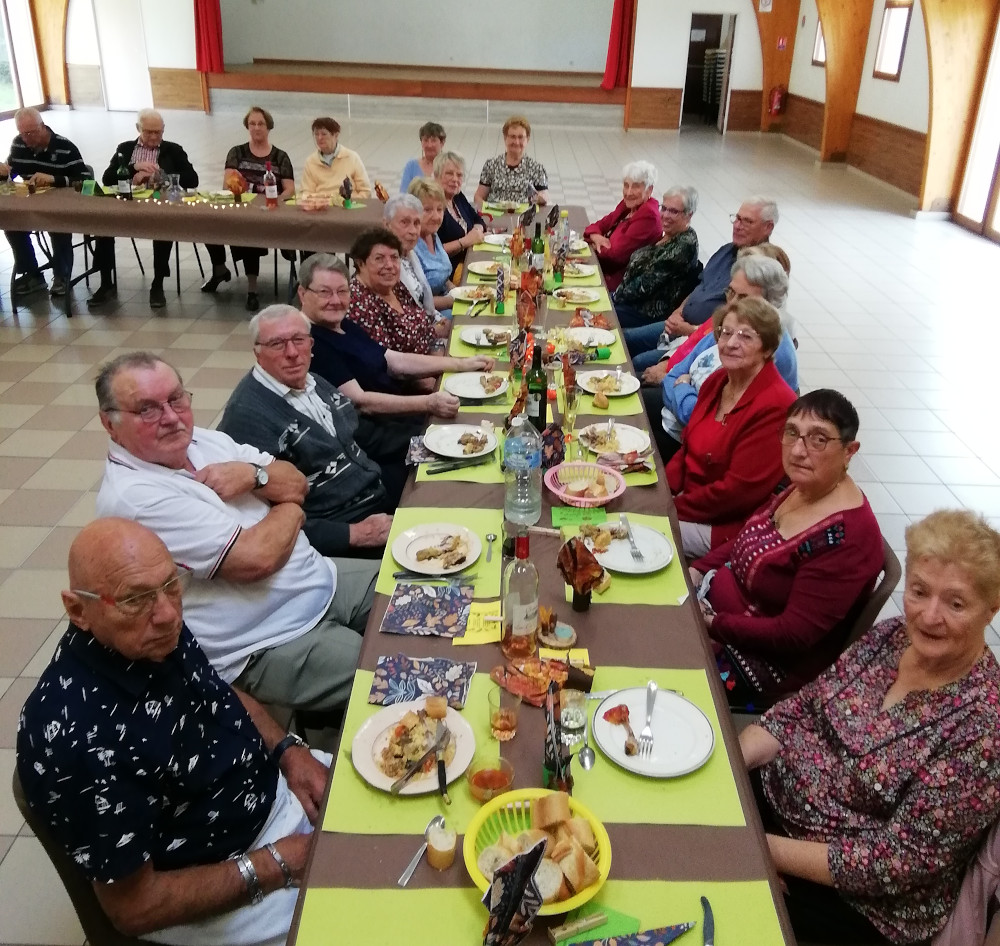 ESTIVAREILLES 03 | Repas d’automne des ainés.